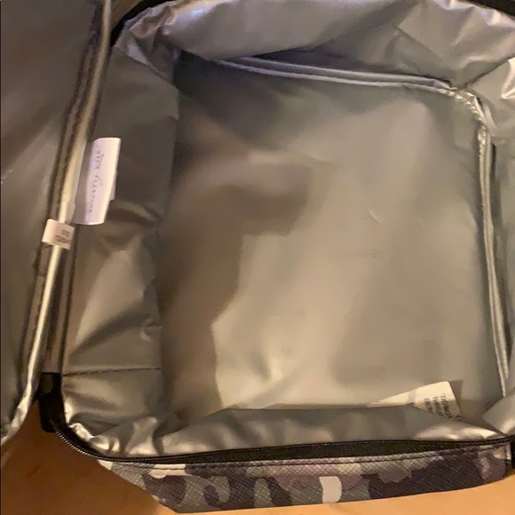 thirty-one | Bags | Thirty One Lunch Buddy Thermal Camo Crosshatch ...